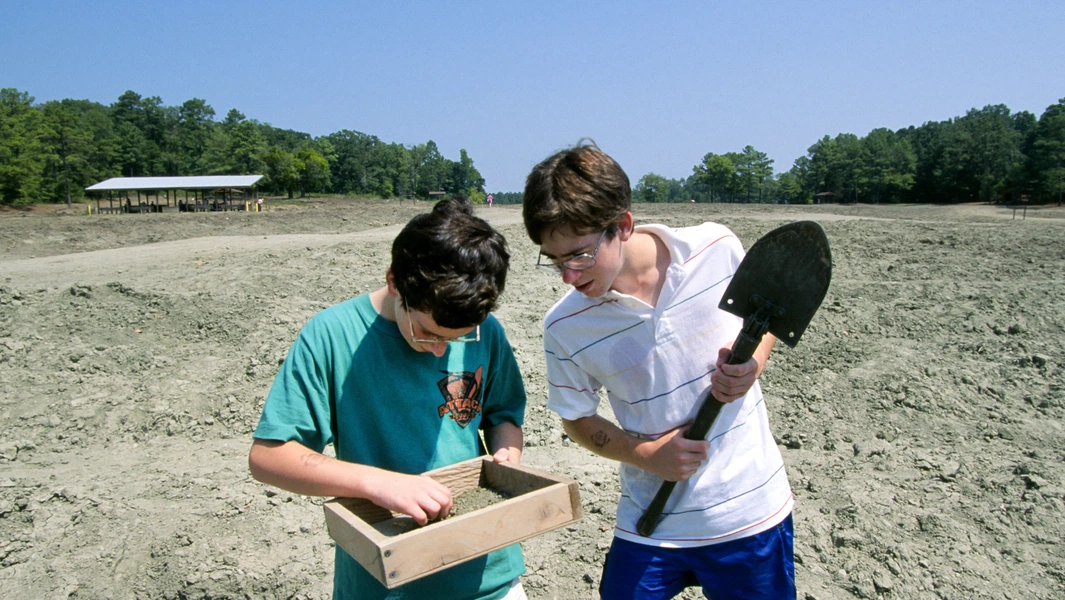 Hunt real diamonds in Arkansas state park