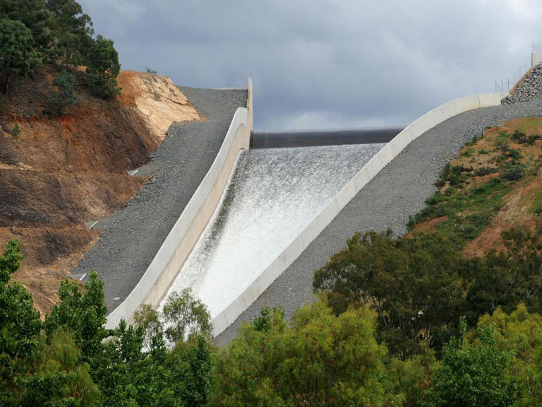 Earthquake rocks Aussie mountain town
