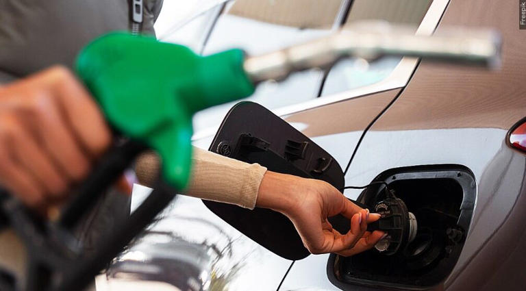 AAA: Motorists see similar gas prices at the pump