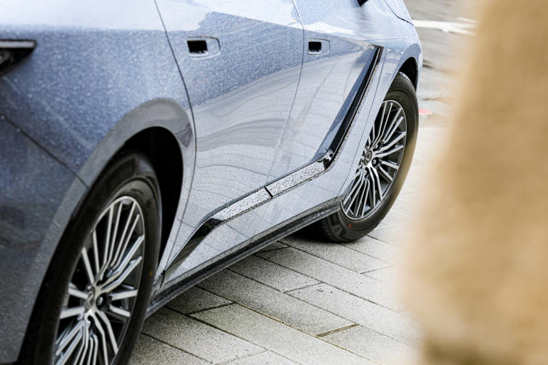 車長首度超過五米! Lexus ES300h「LS」化，更加氣定神閒