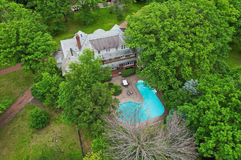 Historic 1909 Cowles estate offers buyers rare mansion row address