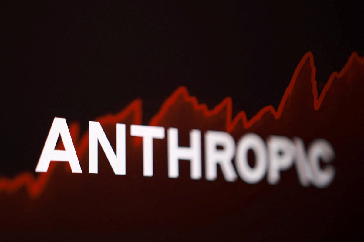 Anthropic scrambles to reverse AI ban