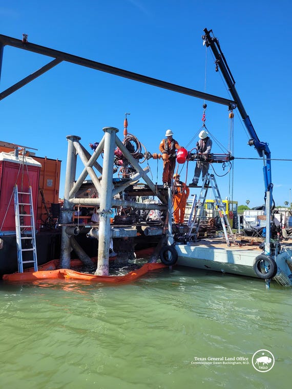 Texas plugs orphan gas wells in Baffin Bay after public reports leaks