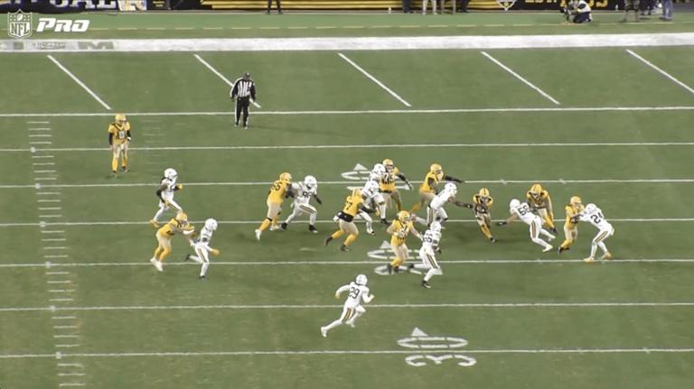 One random Steelers play: Toss left