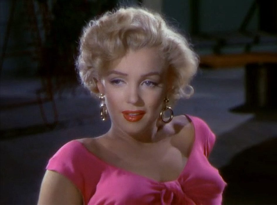 How Marilyn Monroe Became Something Completely Different to Our ...