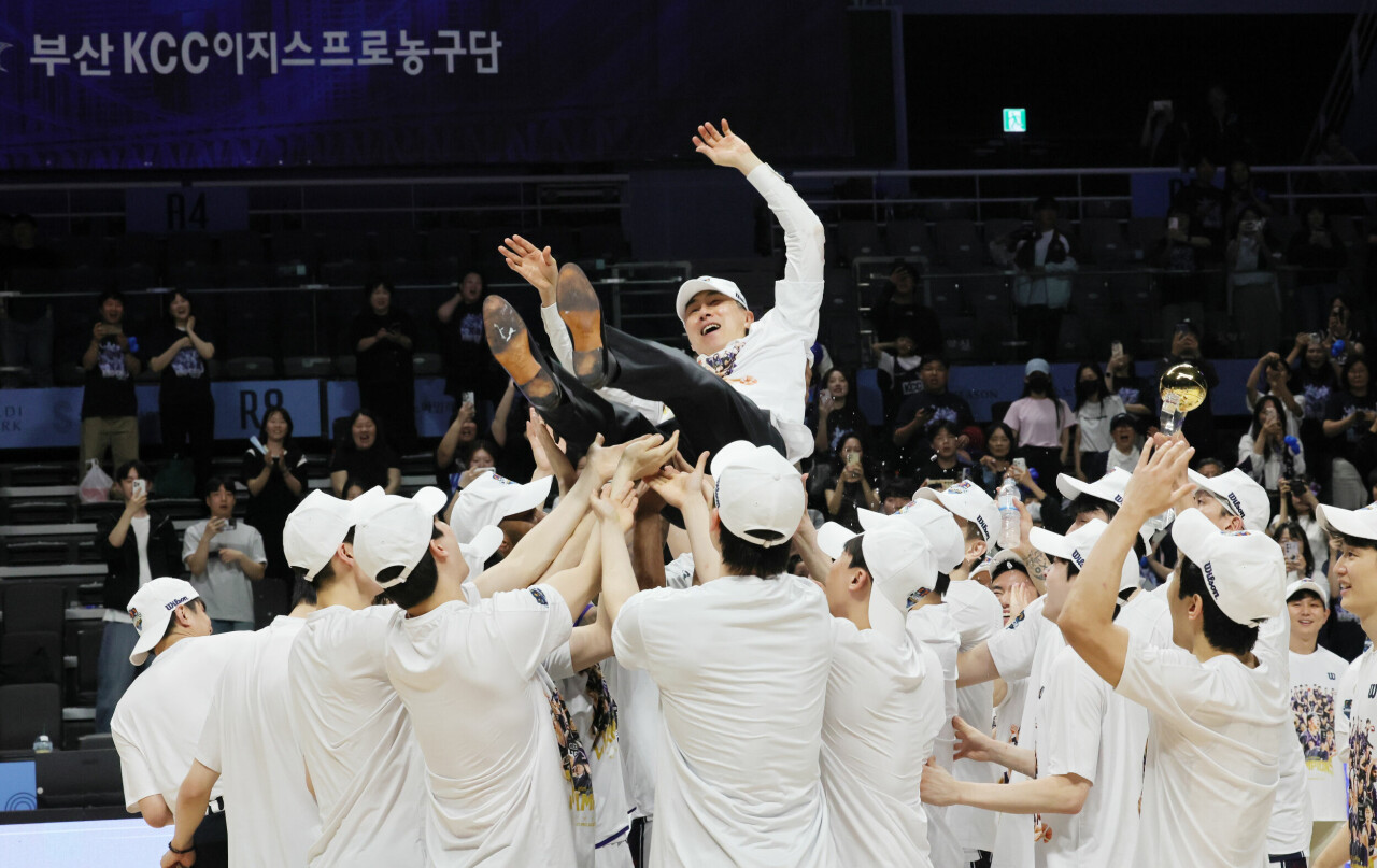 Lee Sang-min was one of the KBL's most iconic players. Now he's a ...