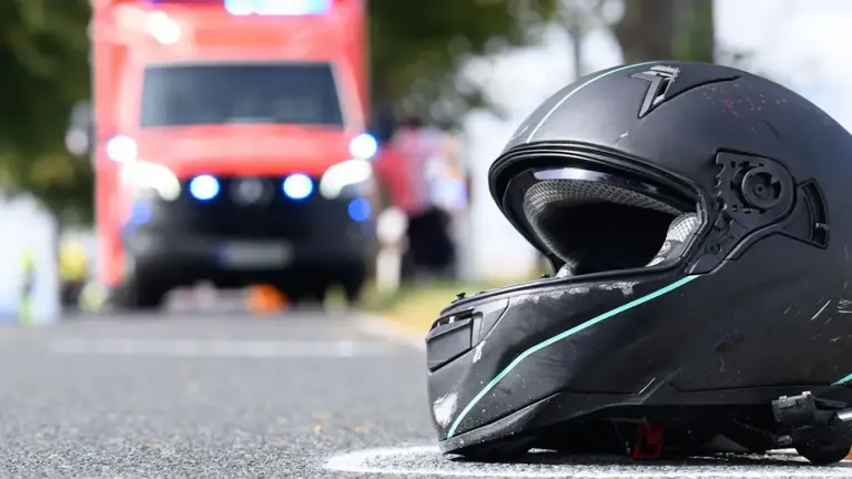Motorradunfälle im Rems-Murr-Kreis - Binnen 45 Minuten drei ...