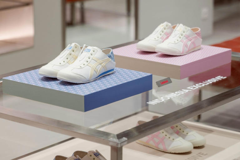 Onitsuka Tiger resmi buka kembali butik terbesarnya di Jakarta di Plaza ...