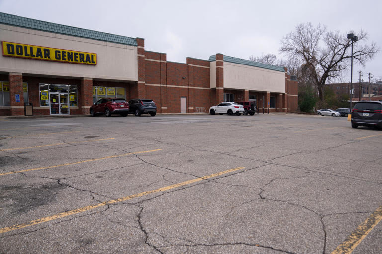 Former OfficeMax on Ingersoll slated to be senior day care facility