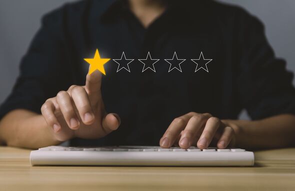 Lawyer's 'sue' warning to anyone leaving bad reviews online