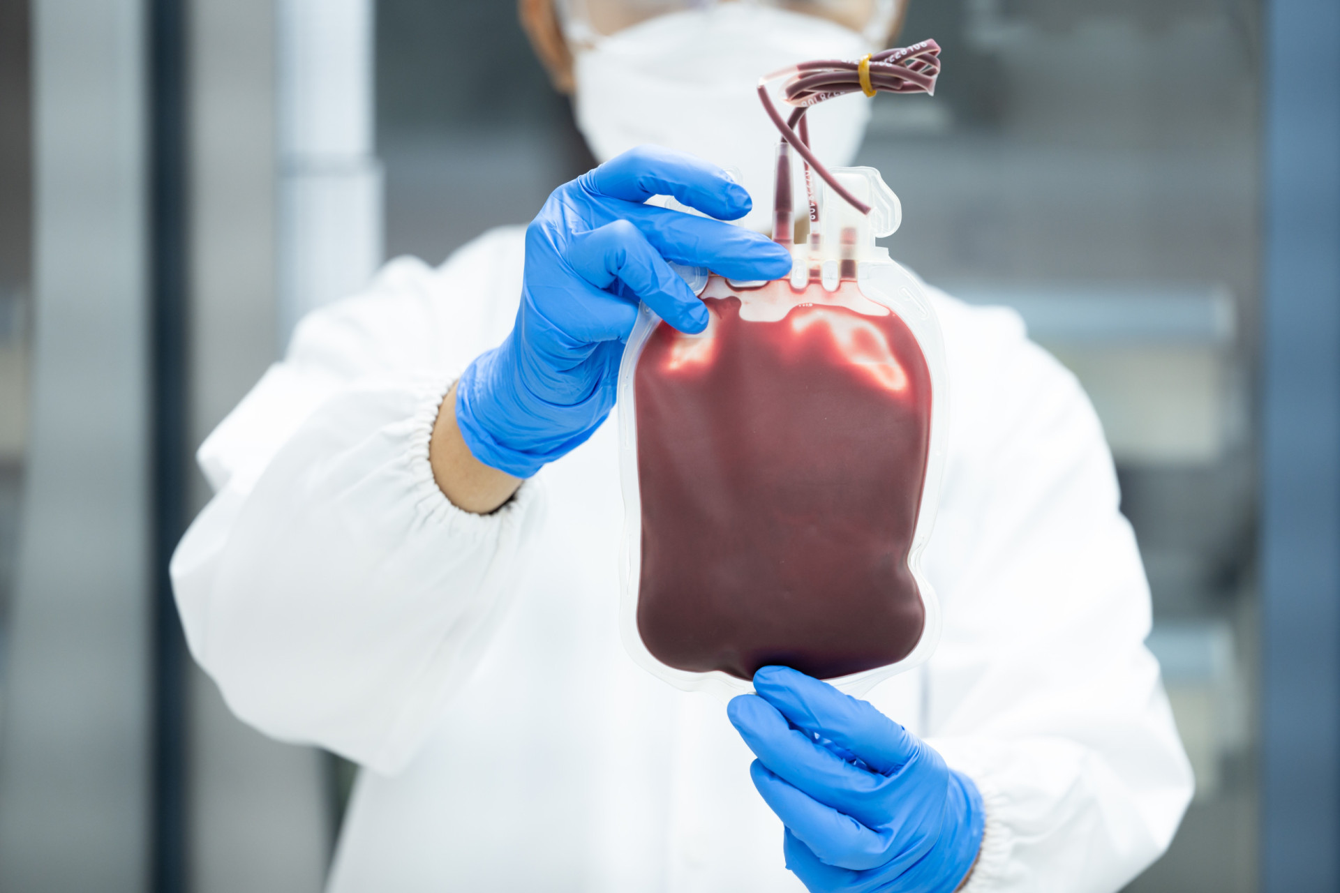 What happens if you’re injected with the wrong blood type?