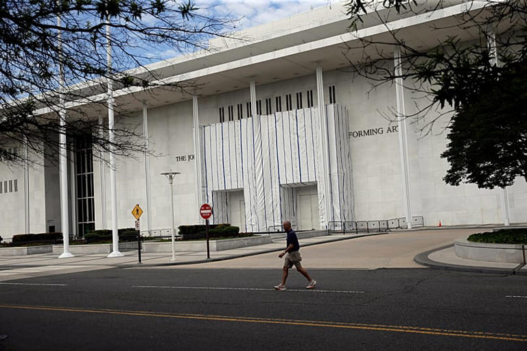 'Snowflake': Donald Trump's Kennedy Center tarp cover-up sparks criticism