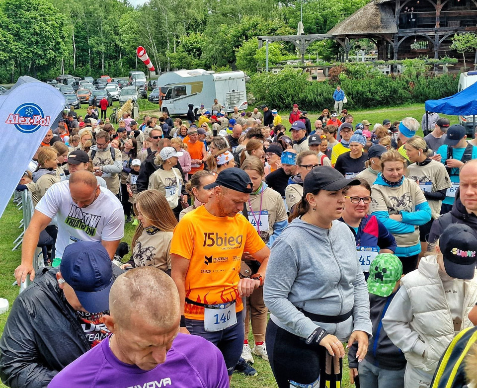 Marszobieg olsztyński 2026. Ponad 300 uczestników mimo deszczowej pogody