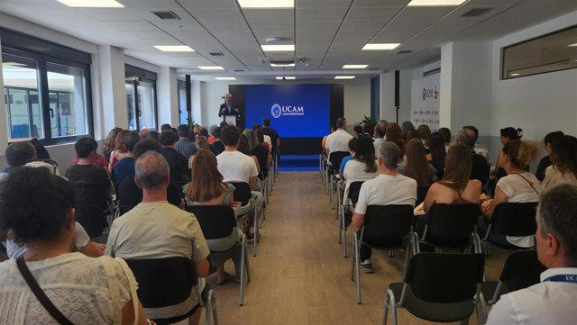 El campus de la UCAM en Madrid recibe la visita de futuros estudiantes ...