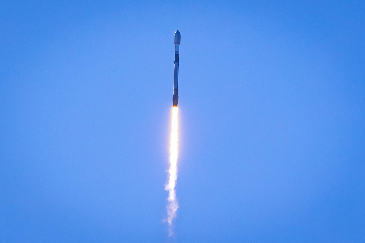 Biggest stock movers Monday: SPCX, crypto stocks, and more