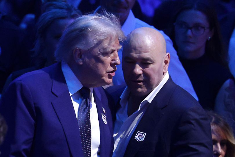 Donald Trump spotted by lip reader 'telling off' Dana White at White ...