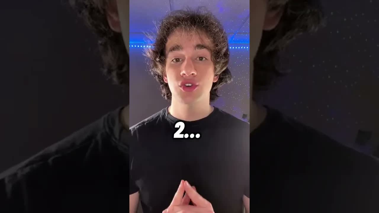 This simple phone trick creates a weird visual feeling in seconds