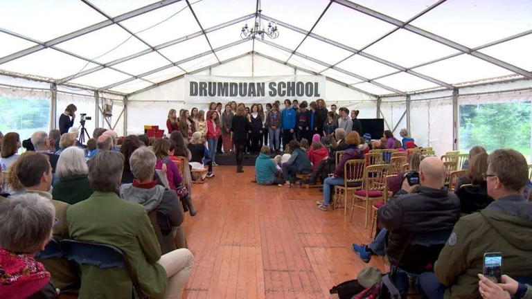 School co-founded by actress Tilda Swinton to close