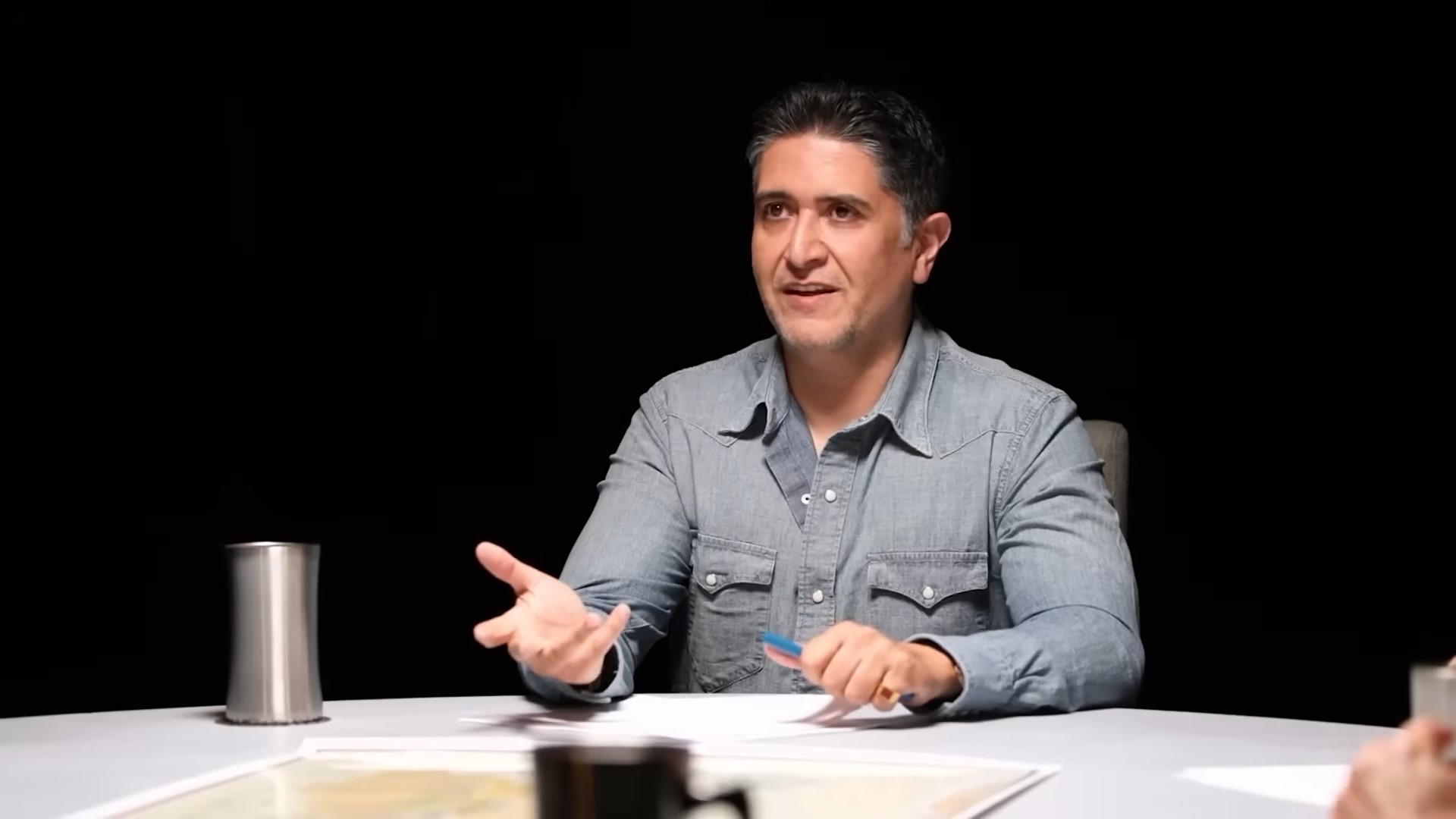 Former officer reveals why he is leaving America before things get bad