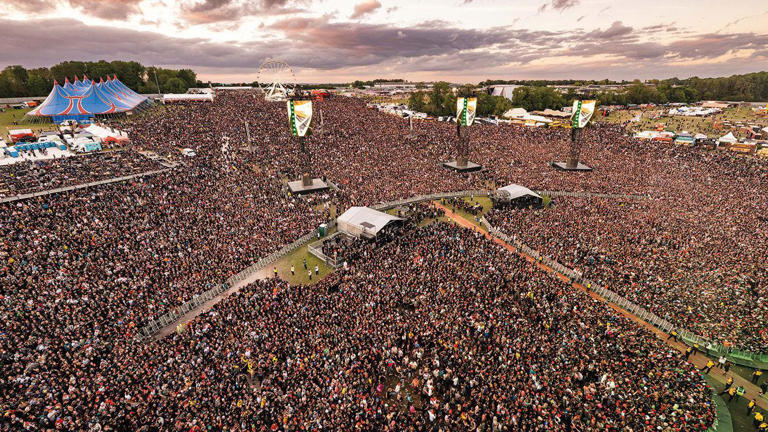Linkin Park ignore the noise with triumphant set at Download Festival