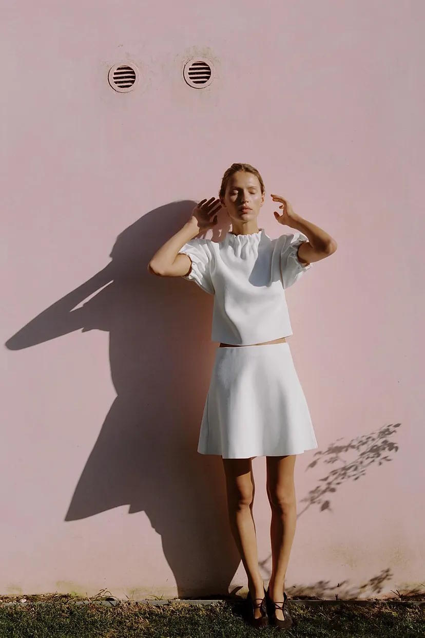 9 monochromatic outfits from Zara to exude elegance this summer