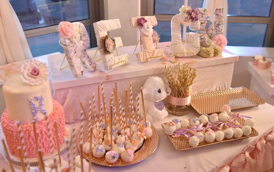 Baby shower themes that wow every guest