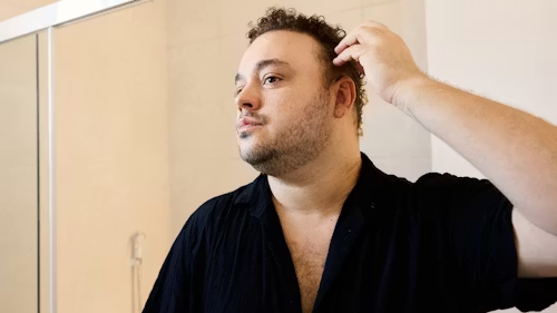 These 10 men’s haircuts are instantly aging you and most guys don’t know it