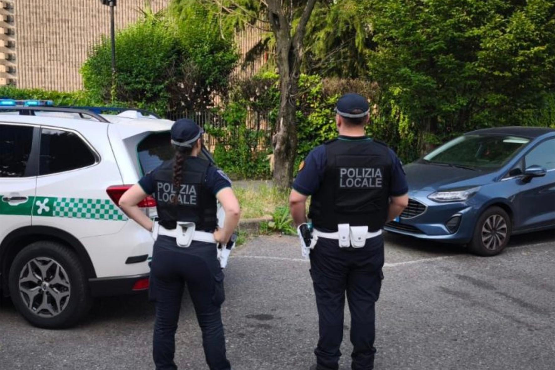 Monza, spaccio di droga in strada in pieno giorno: cocaina sequestrata ...