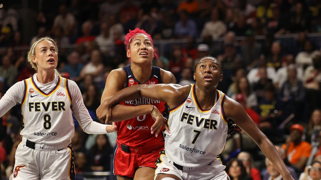 Cunningham’s late surge seals Fever’s third straight win