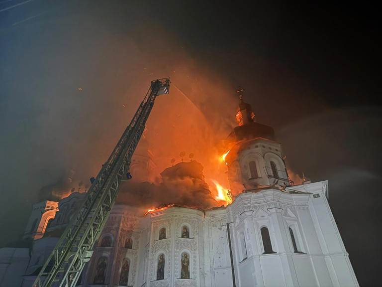 Russia strikes Kyiv Pechersk Lavra, film studio and residential ...