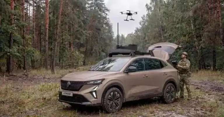 Renault 4 Troop, ecco il nuovo veicolo tattico sviluppato con Thales ...
