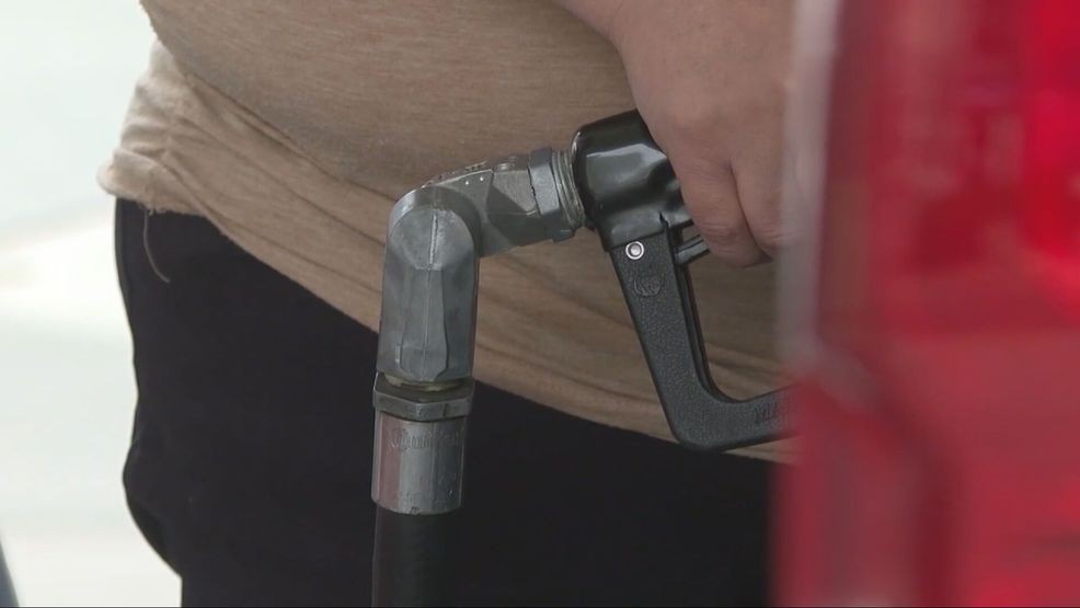 Gas prices continue to drop in Iowa, down another 11 cents in the last week