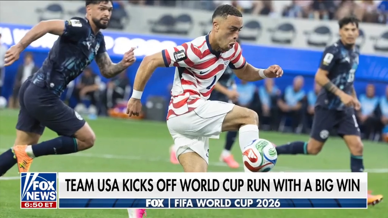 US men's national soccer team kicks off World Cup run with big win