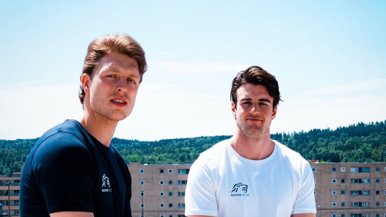 Knak und Berni sind bei den Lions angekommen