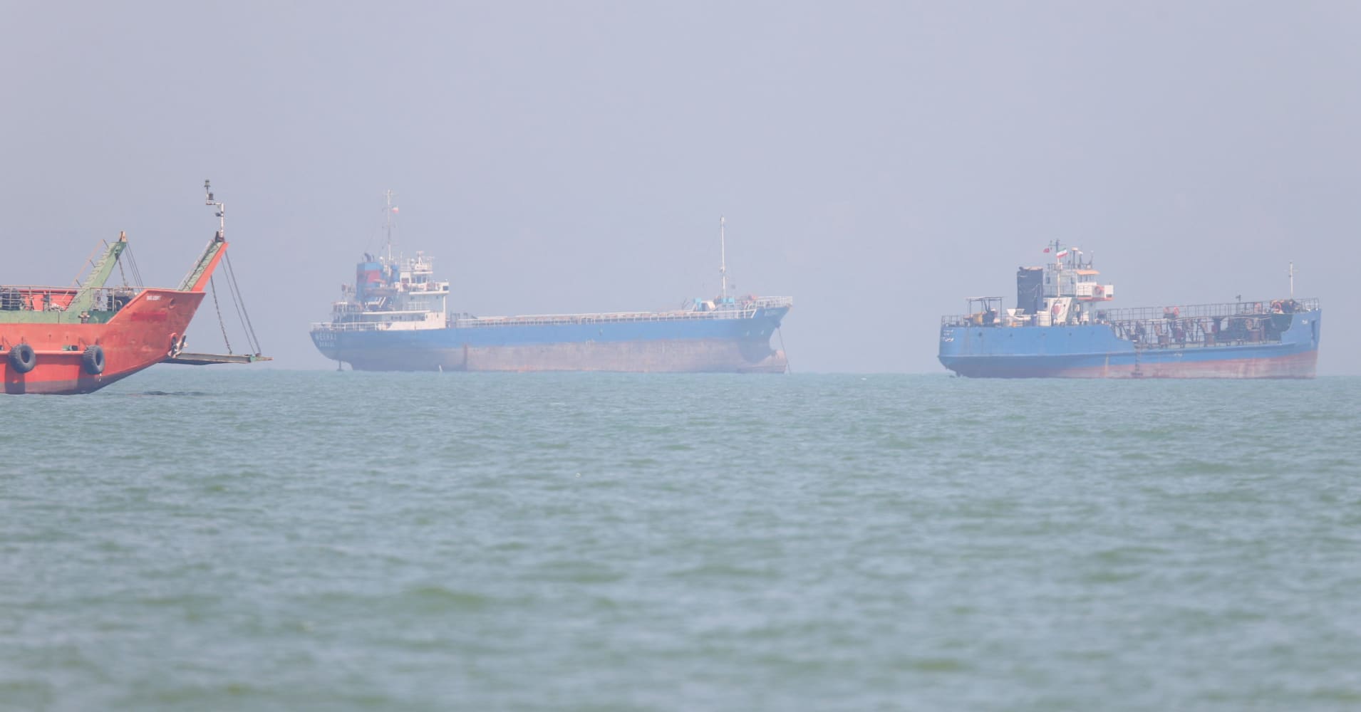 Strait of Hormuz traffic to return to normal as soon as August, Kalshi ...