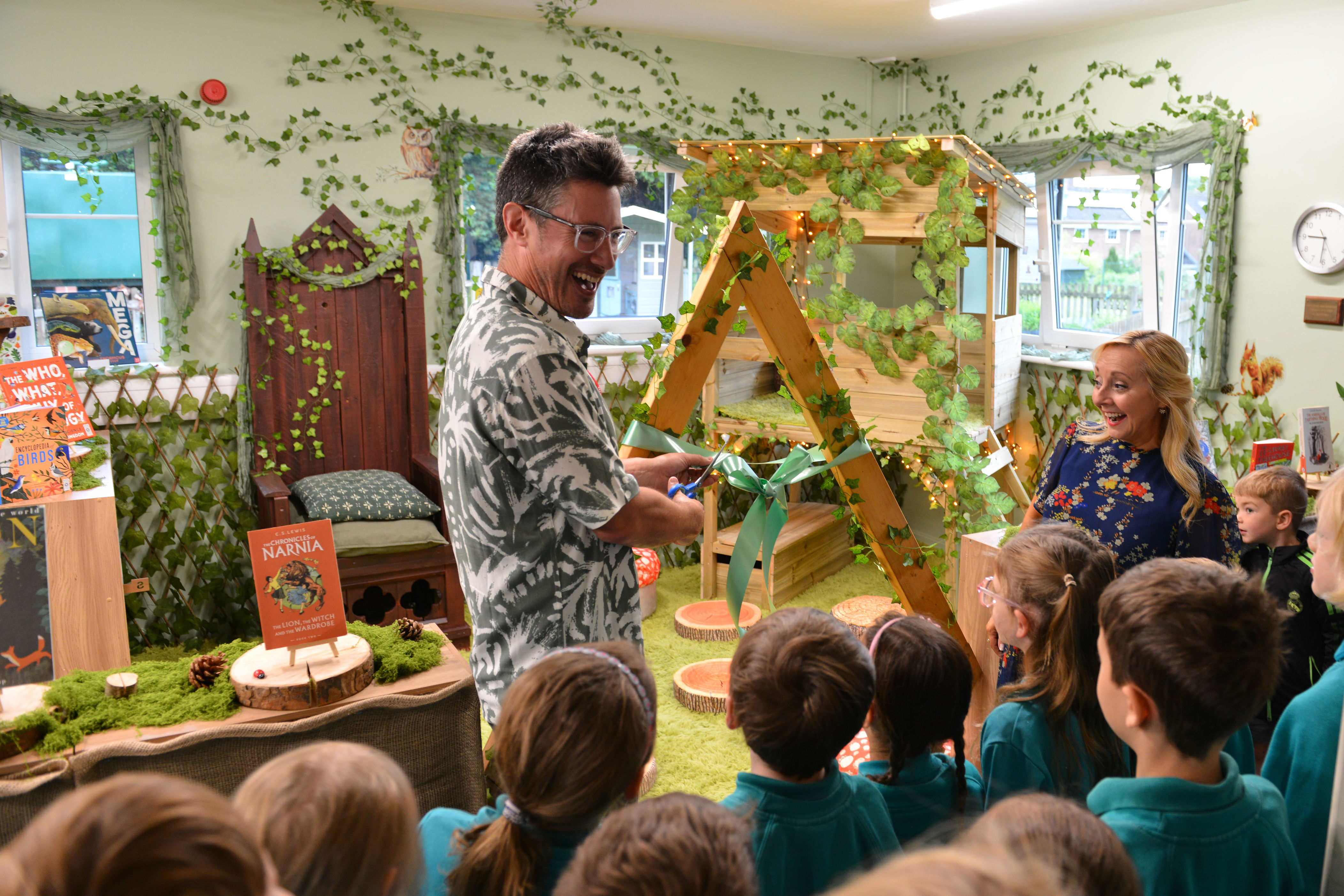 Magical New Forest-themed library opens at Naseby C of E Primary School