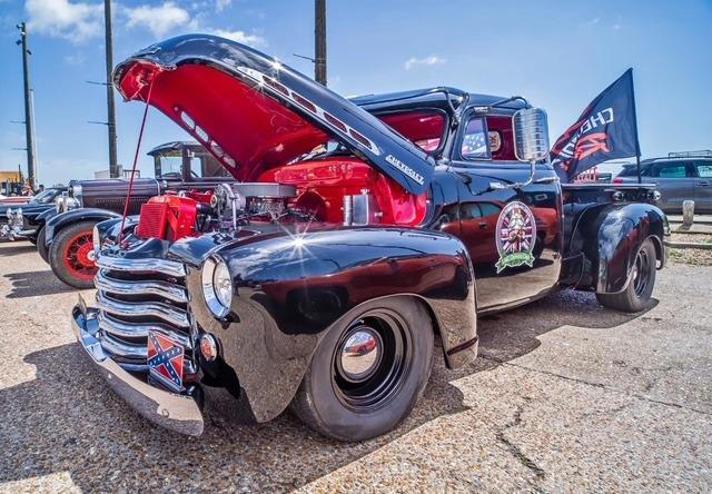 In 17 pictures: American classic cars line up for Hastings Hot Rod and ...