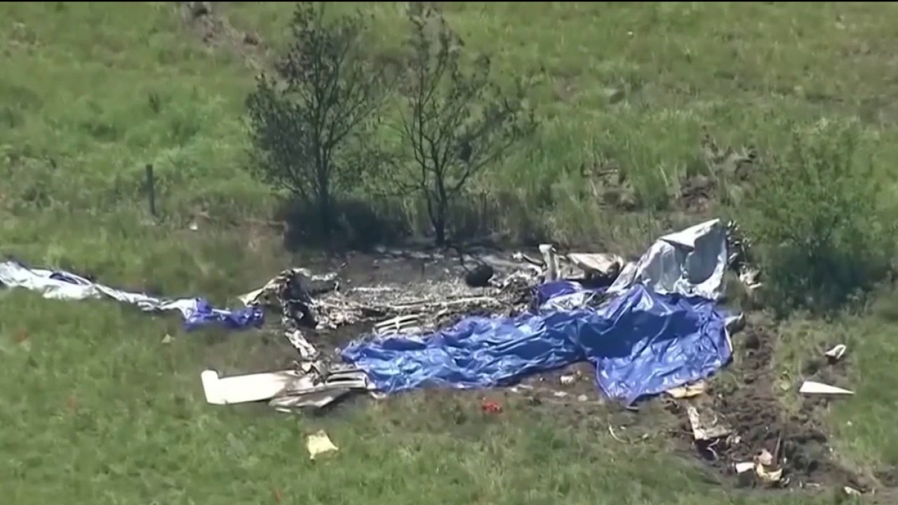 Missouri skydiving plane crash kills 12 people