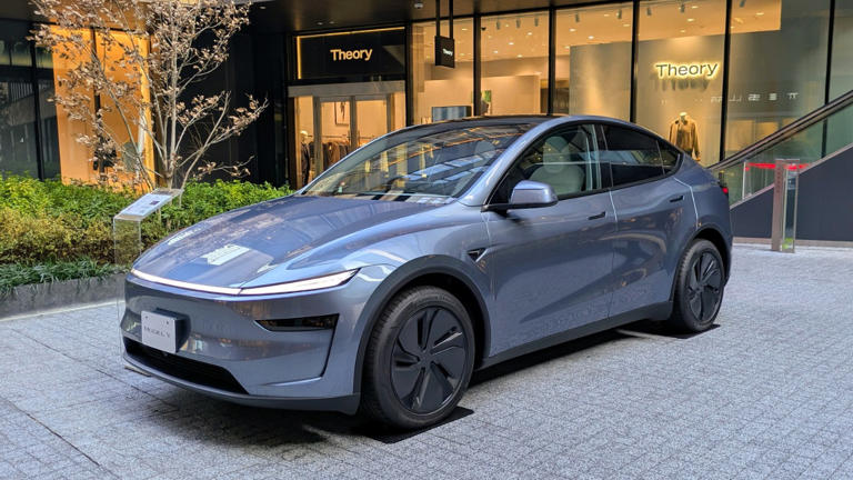 Regulators warn the 2026 Tesla Model Y and 2025 Model 3 can lose ...