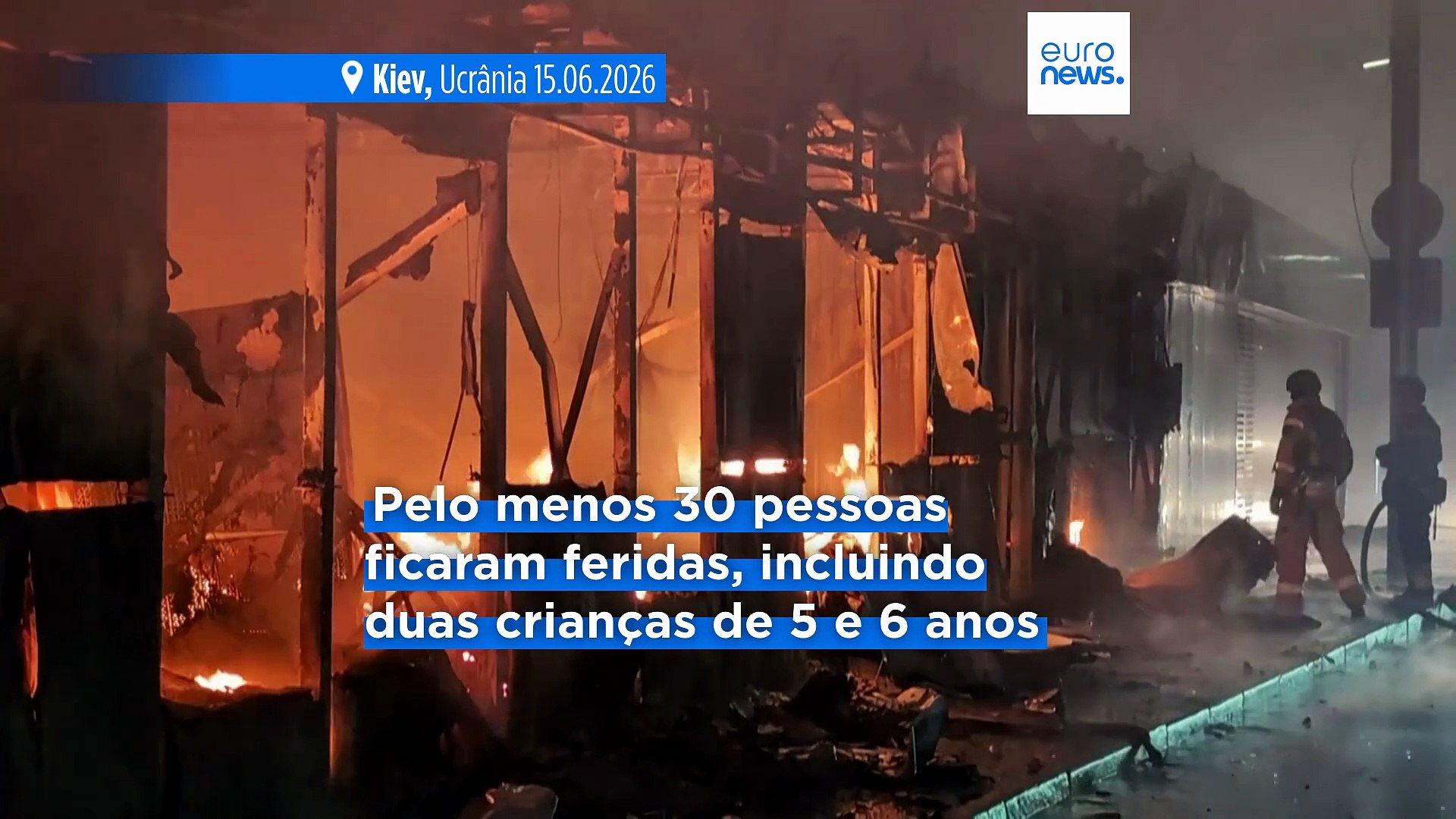 Ataques russos matam pelo menos 11 pessoas e deixam catedral histórica ...