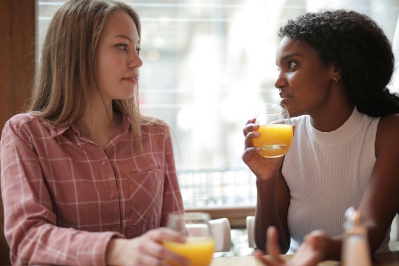 15 personality habits that can make it hard to keep friends