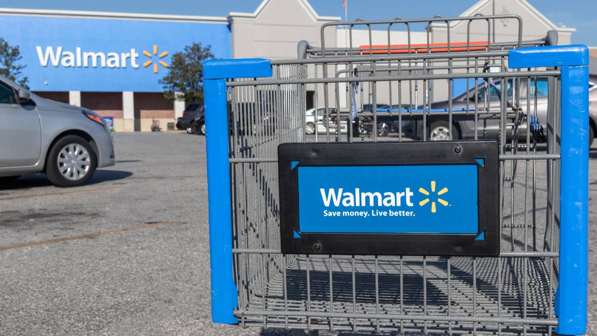 Walmart is selling a set of solar lights that are easy to install for ...