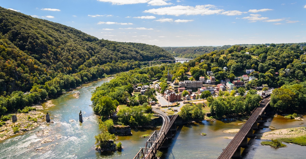 14 charming river towns that make perfect retirement escapes