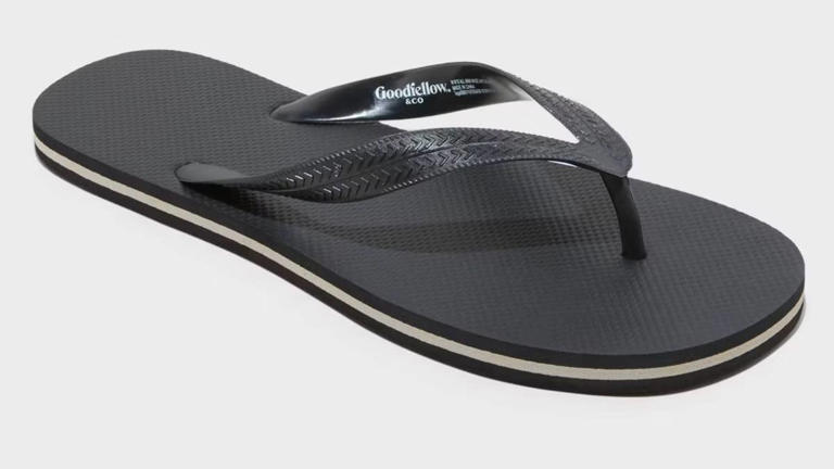 Target’s $4 flip-flop sandals are a summer steal — 'Perfect for the ...