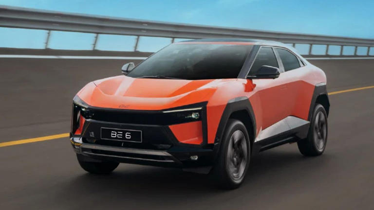 Mahindra BE 6 offer: Grab up to Rs 2 lakh off on this sci-fi electric SUV!