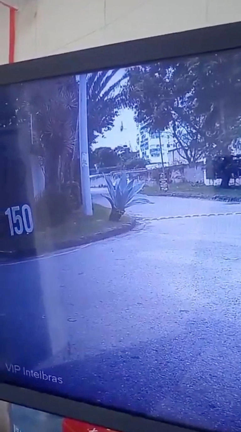 Video shows helicopter in crash that killed Oliver Tree plunging to ...