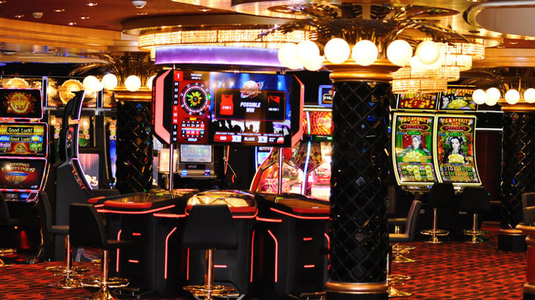 9 things cruise ship crews notice about you as soon as you embark