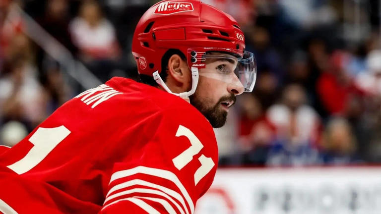 Latest rumor suggests Florida Panthers reportedly make trade offer for ...