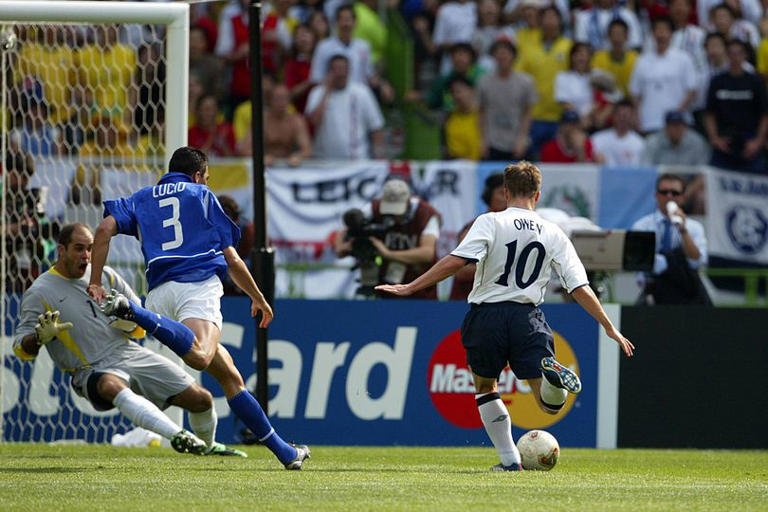 England legend claims we won't win World Cup for 'horrible' reason