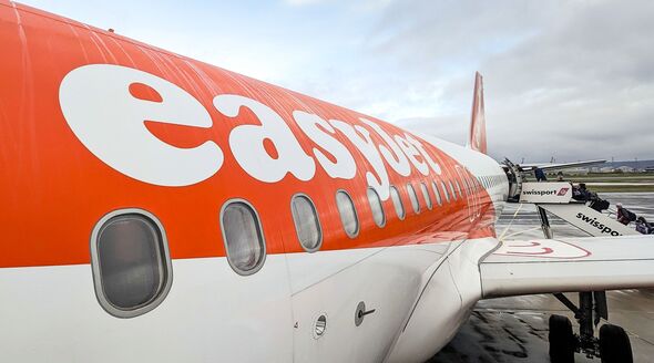 EasyJet asks passengers to complete pre-travel check before arriving at ...